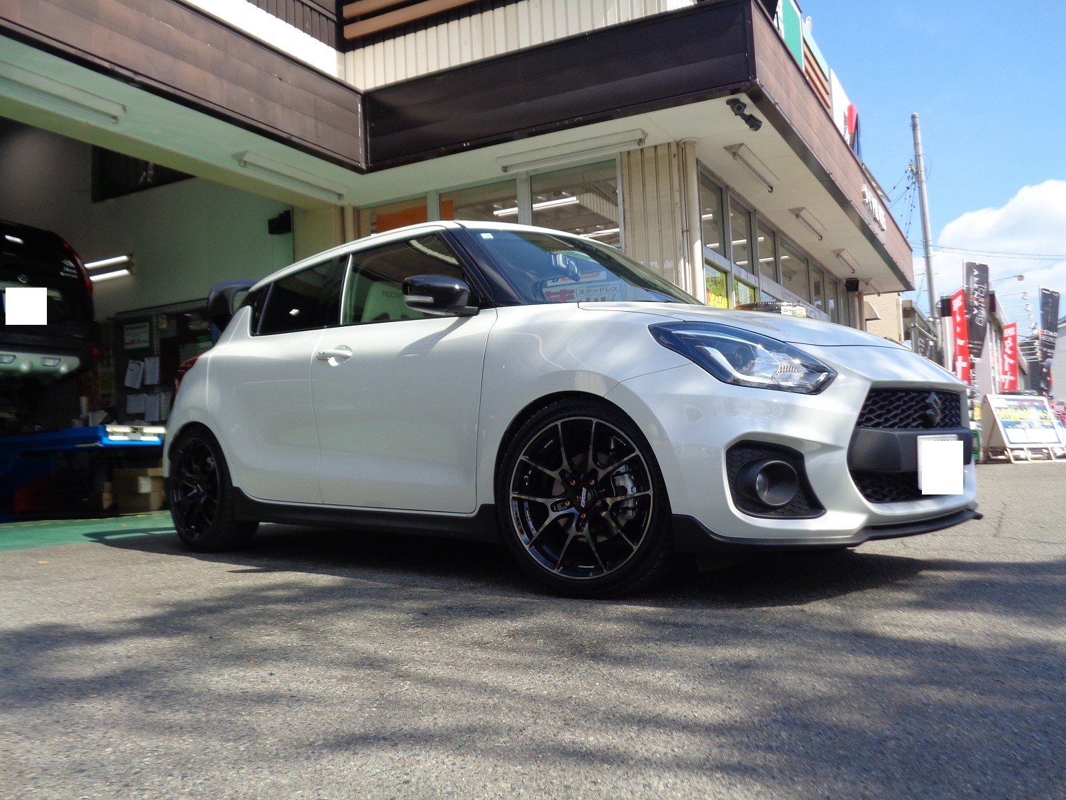 ZC33型スイフトスポーツ 18インチ装着は当たり前でいいんでしたっけ？ | 店舗おススメ情報 | タイヤ館 明石（兵庫県）