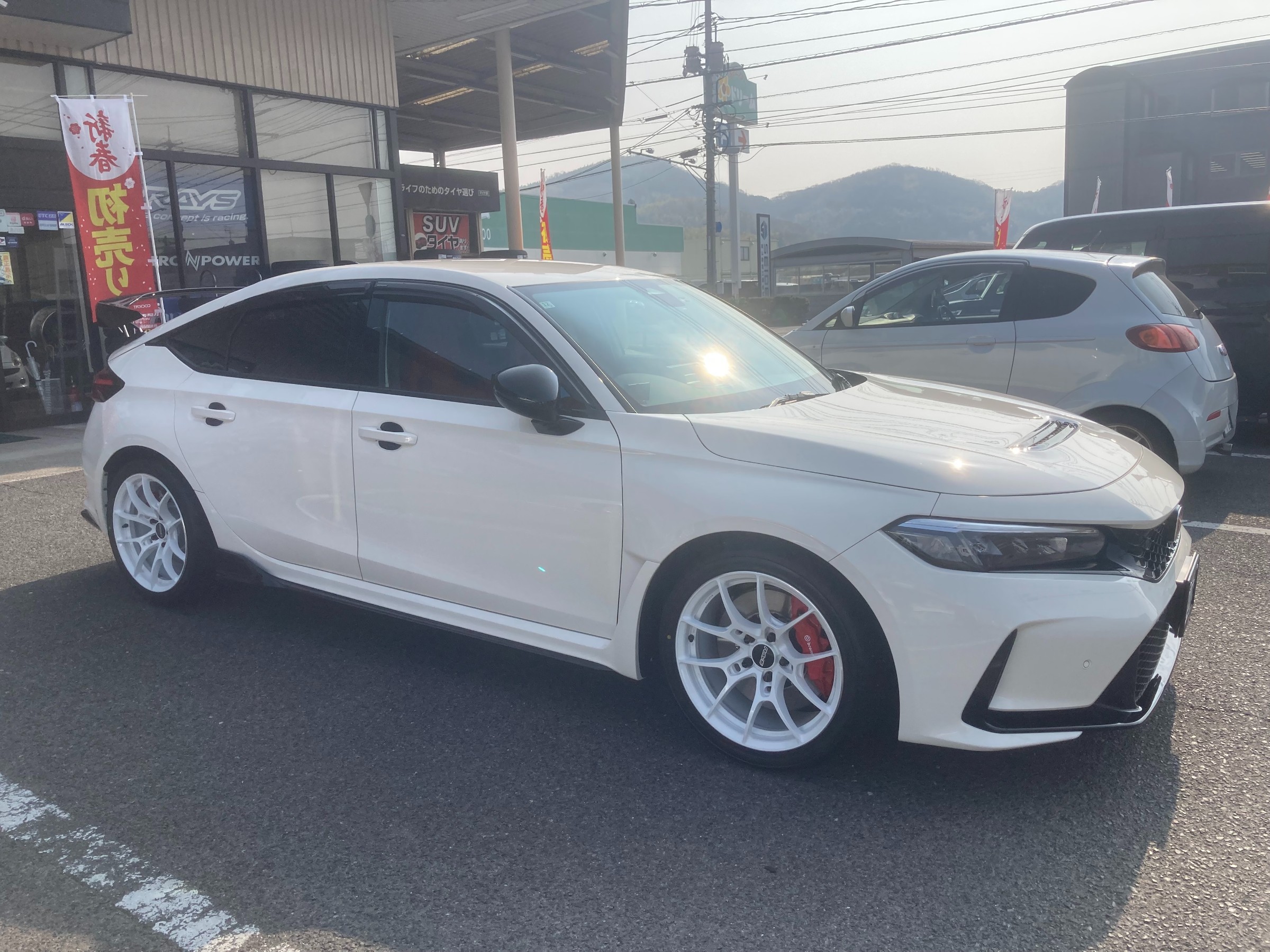 RAYS G025 ダッシュホワイト仕様！シビックTYPE R アルミホイール交換！ | 店舗おススメ情報 | タイヤ館 岡山東（岡山県）