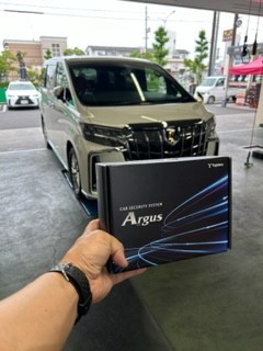 Argus D1 取付作業 / 30アルファード | 店舗おススメ情報 | タイヤ館 アオエ（岡山県）