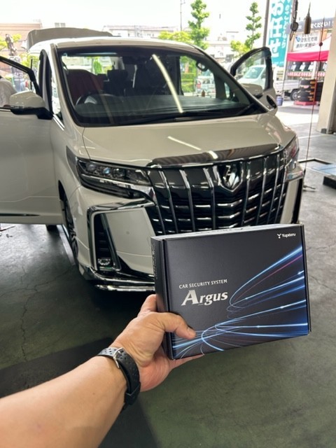 Argus D1 取付作業 / 30アルファード | 店舗おススメ情報 | タイヤ館 アオエ（岡山県）