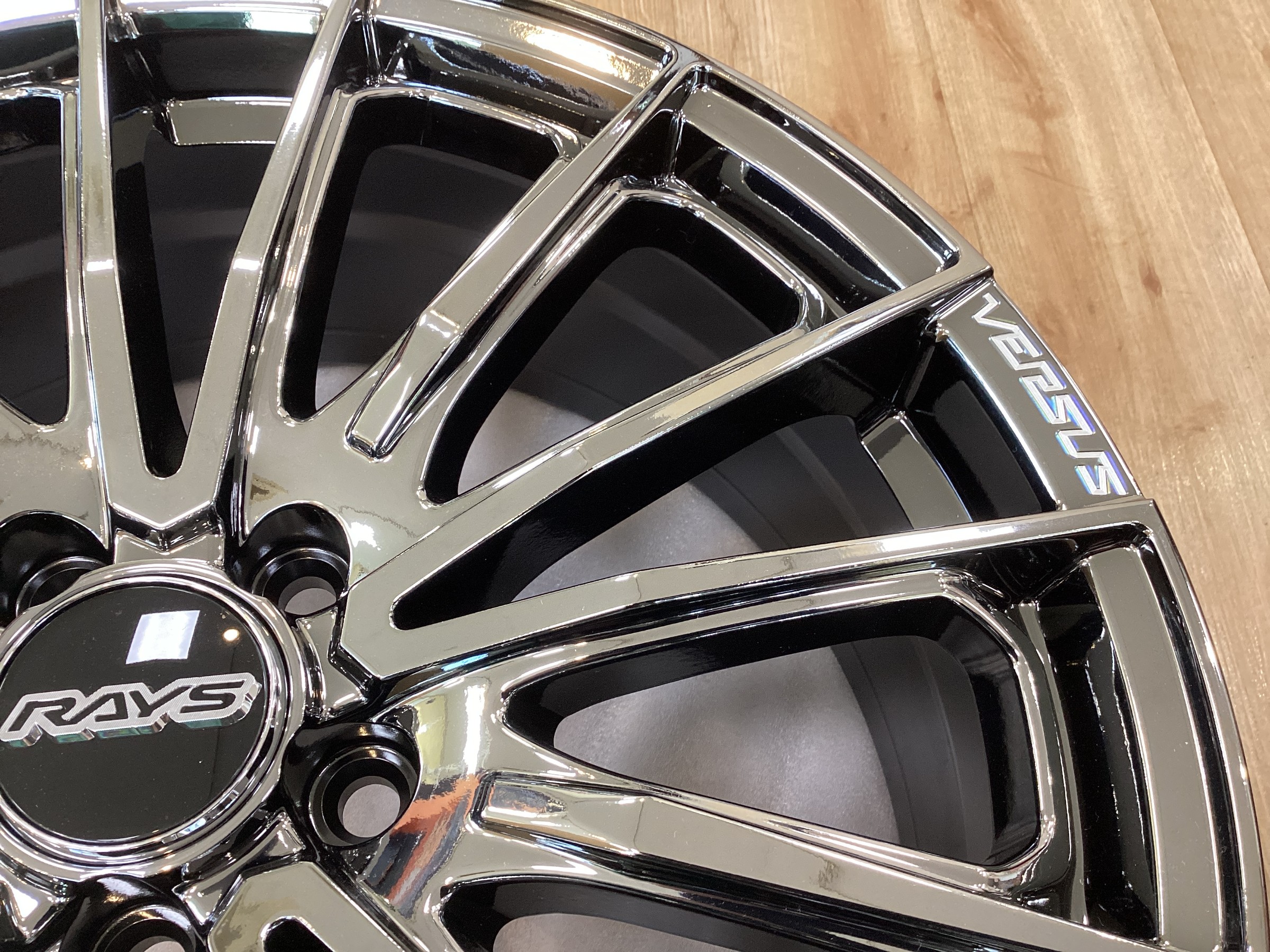 人気ホイールの新モデルをご紹介！RAYS【VERSUS VOUGE SE】 | 店舗おススメ情報 | タイヤ館 豊橋向山（愛知県）