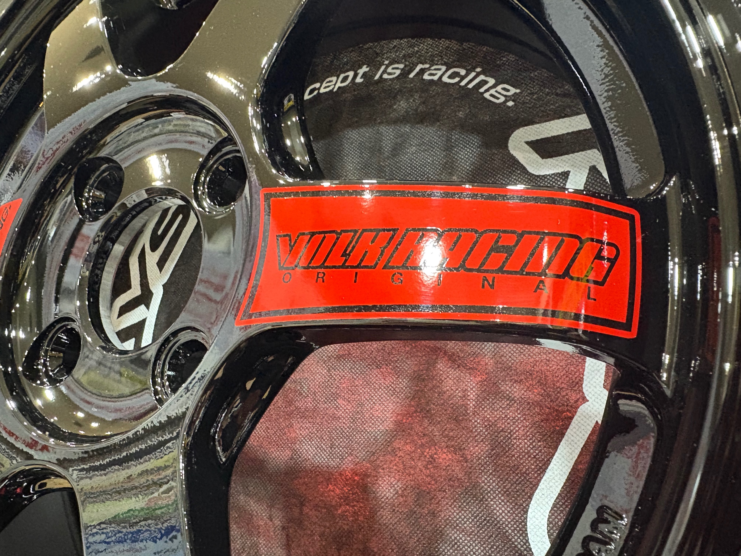 RAYS VOLK/RACING TE37SL SONIC オリジナルカラー発売中！ | 店舗おススメ情報 | タイヤ館 秋田仁井田（秋田県）