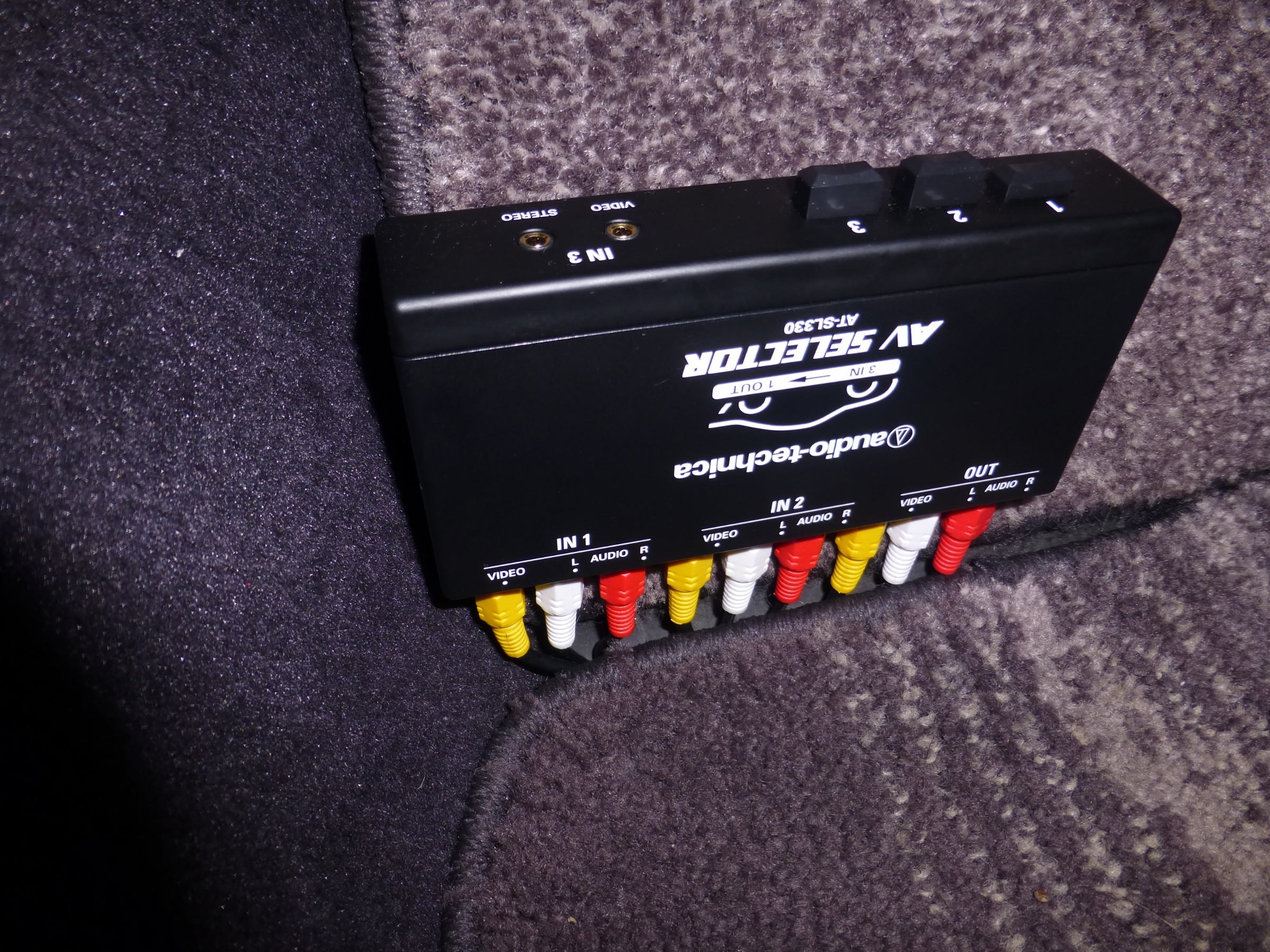 【トヨタ JZS171W クラウンエステート】HDMI変換アダプタ―を取り付けしました。 | 店舗おススメ情報 | タイヤ館 阿見（茨城県）