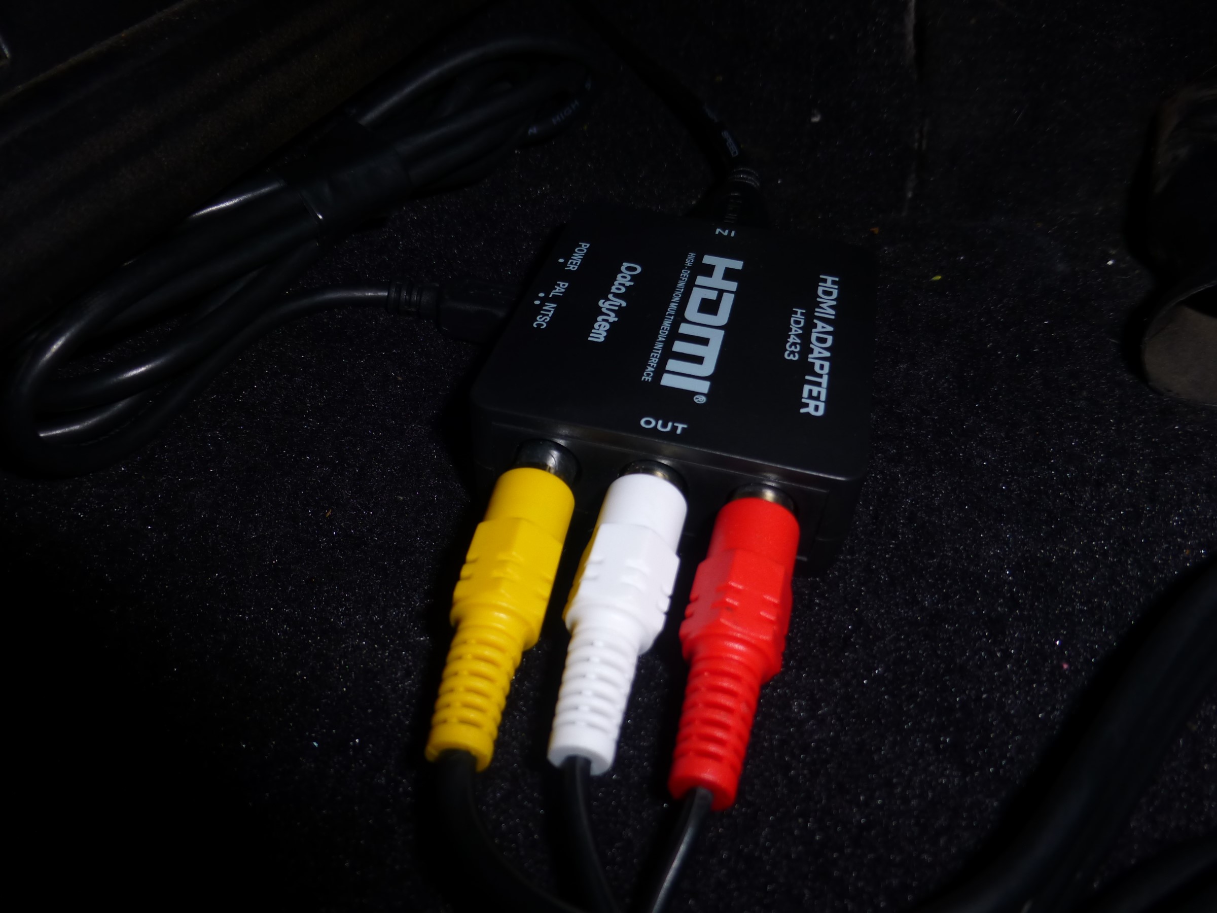 【トヨタ JZS171W クラウンエステート】HDMI変換アダプタ―を取り付けしました。 | 店舗おススメ情報 | タイヤ館 阿見（茨城県）