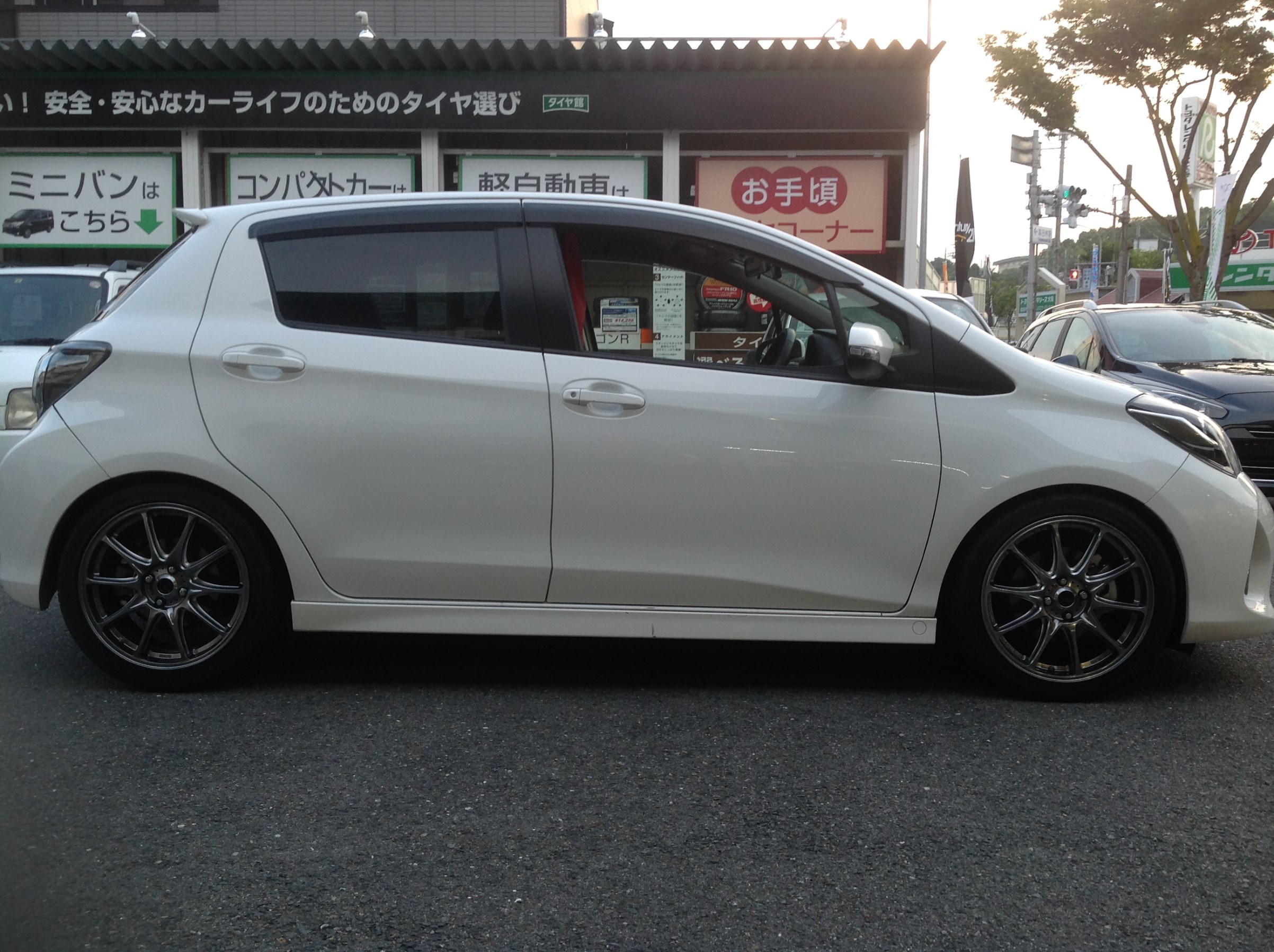 トヨタ Vitz RS（NCP131）TEIN 車高調取り付け | 店舗おススメ情報 | タイヤ館 富田林（大阪府）