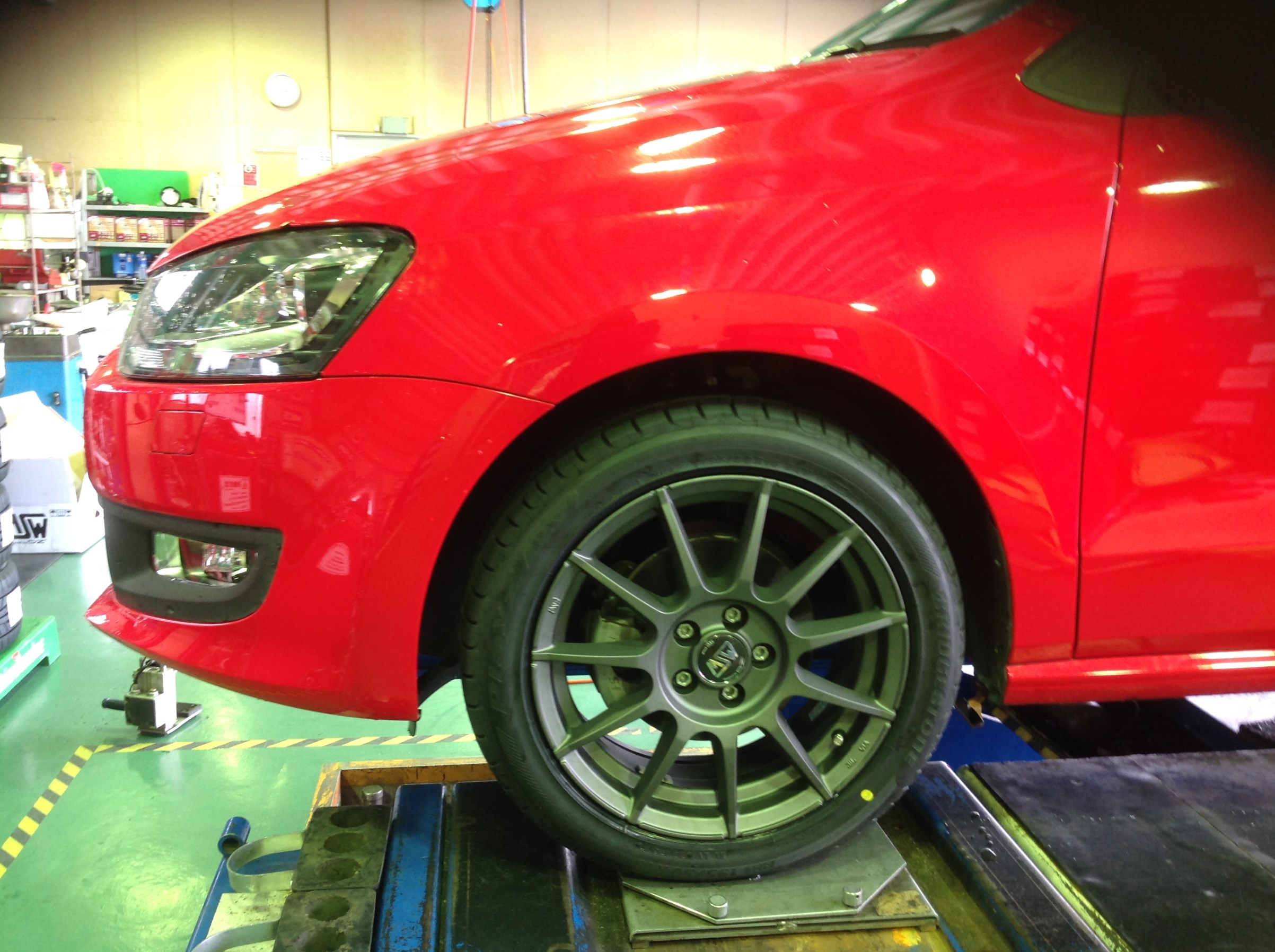 VWポロ MSW85ホイールセット取付！！ | 店舗おススメ情報 | タイヤ館 前後（愛知県）