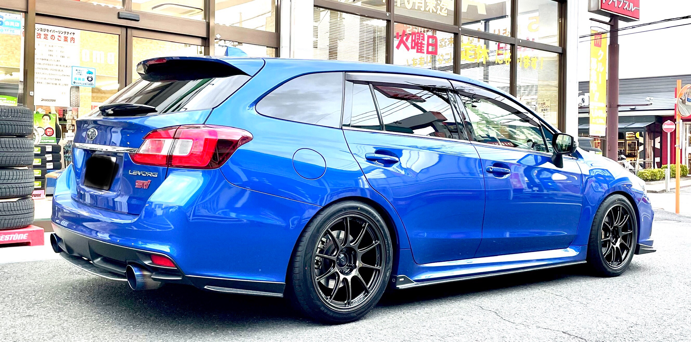 レヴォーグにウェッズTC105X装着です。 | 店舗おススメ情報 | タイヤ館 楢原（東京都）