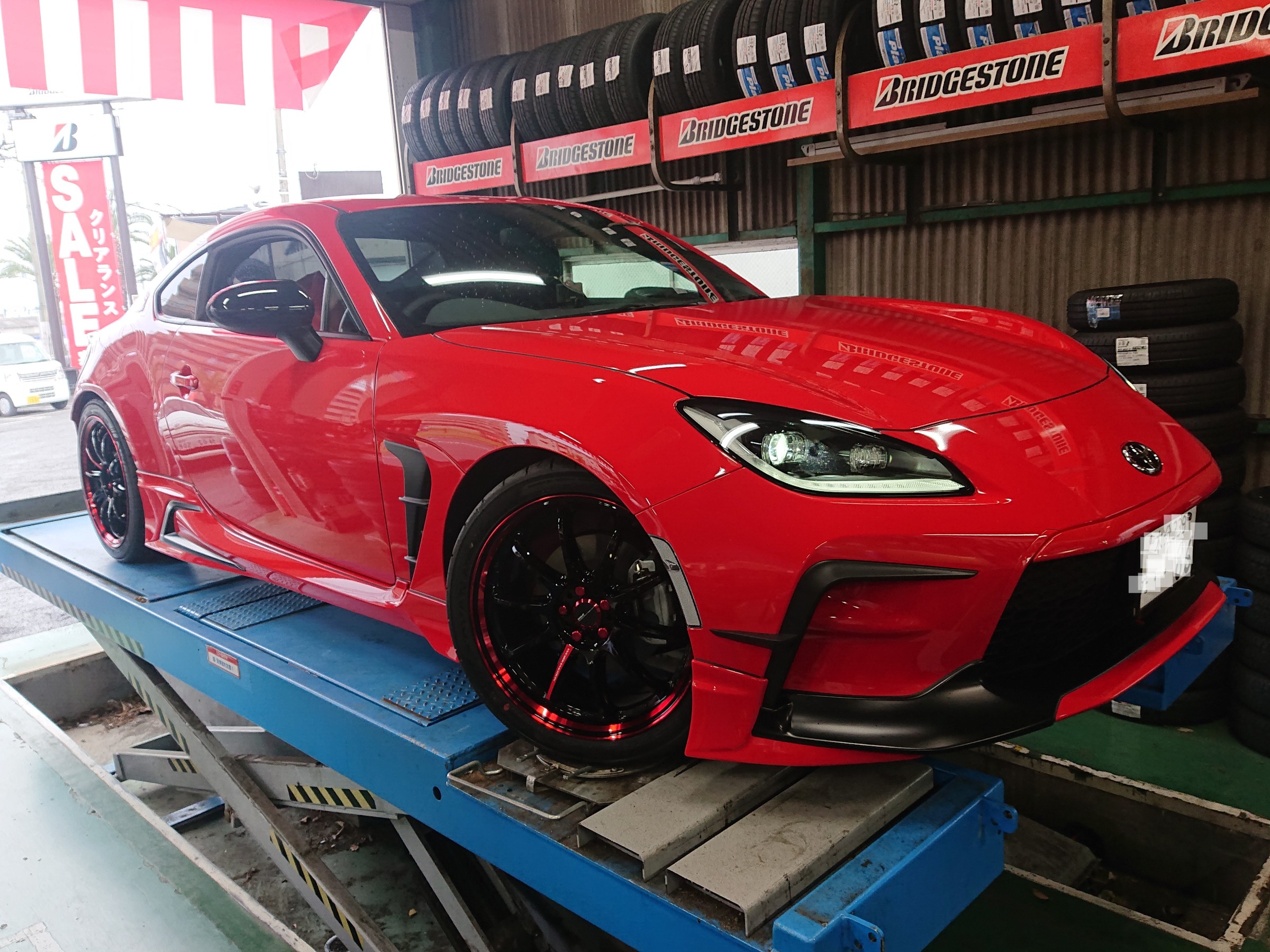 GR86にWORKエモーションZR10 kurenai 装着⭐ | 店舗おススメ情報 | タイヤ館 別府（大分県）