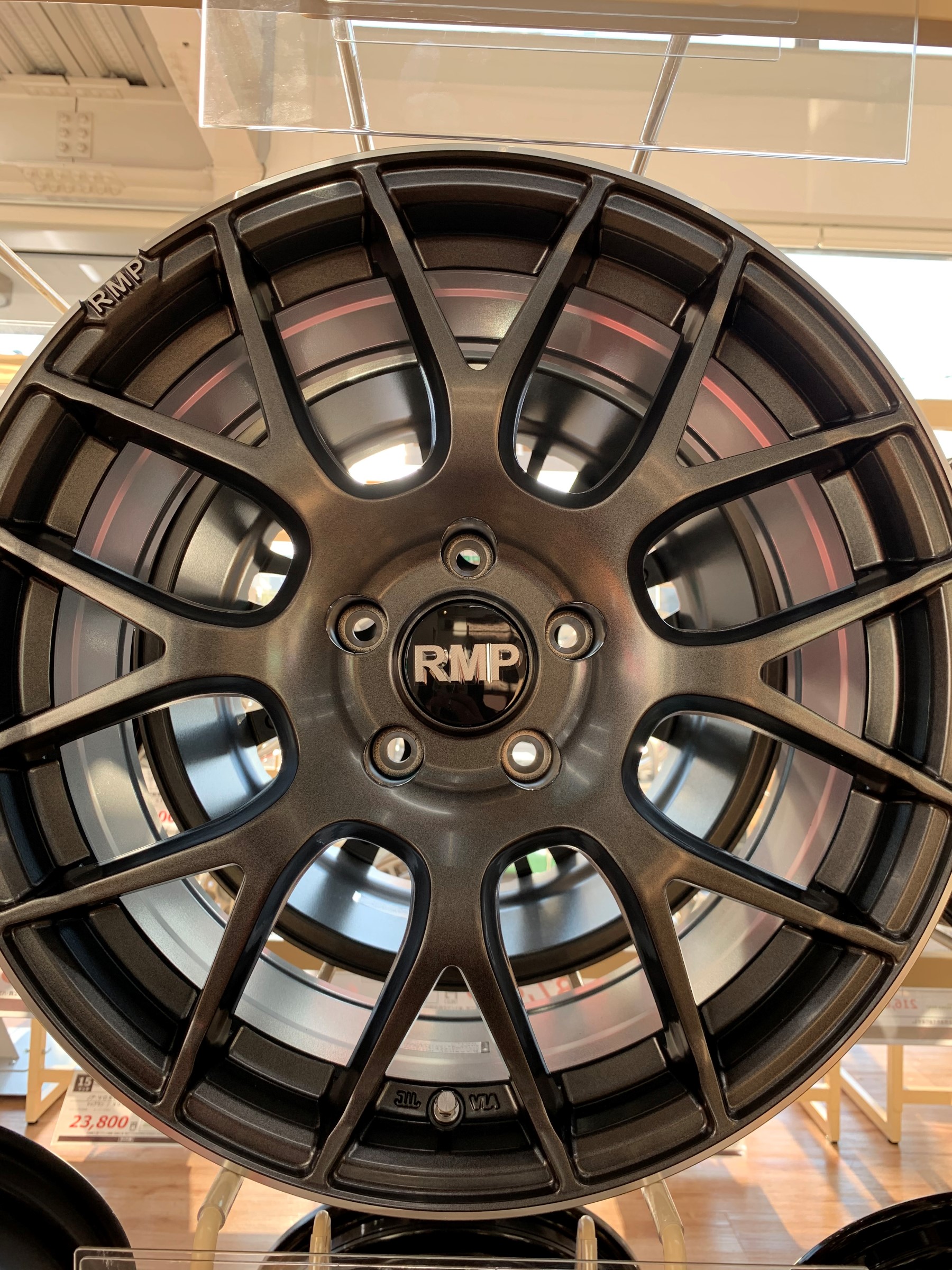 RMP028F 新色登場 | 店舗おススメ情報 | タイヤ館 宇都宮西（栃木県） | タイヤからはじまる、トータルカーメンテナンス タイヤ館グループ