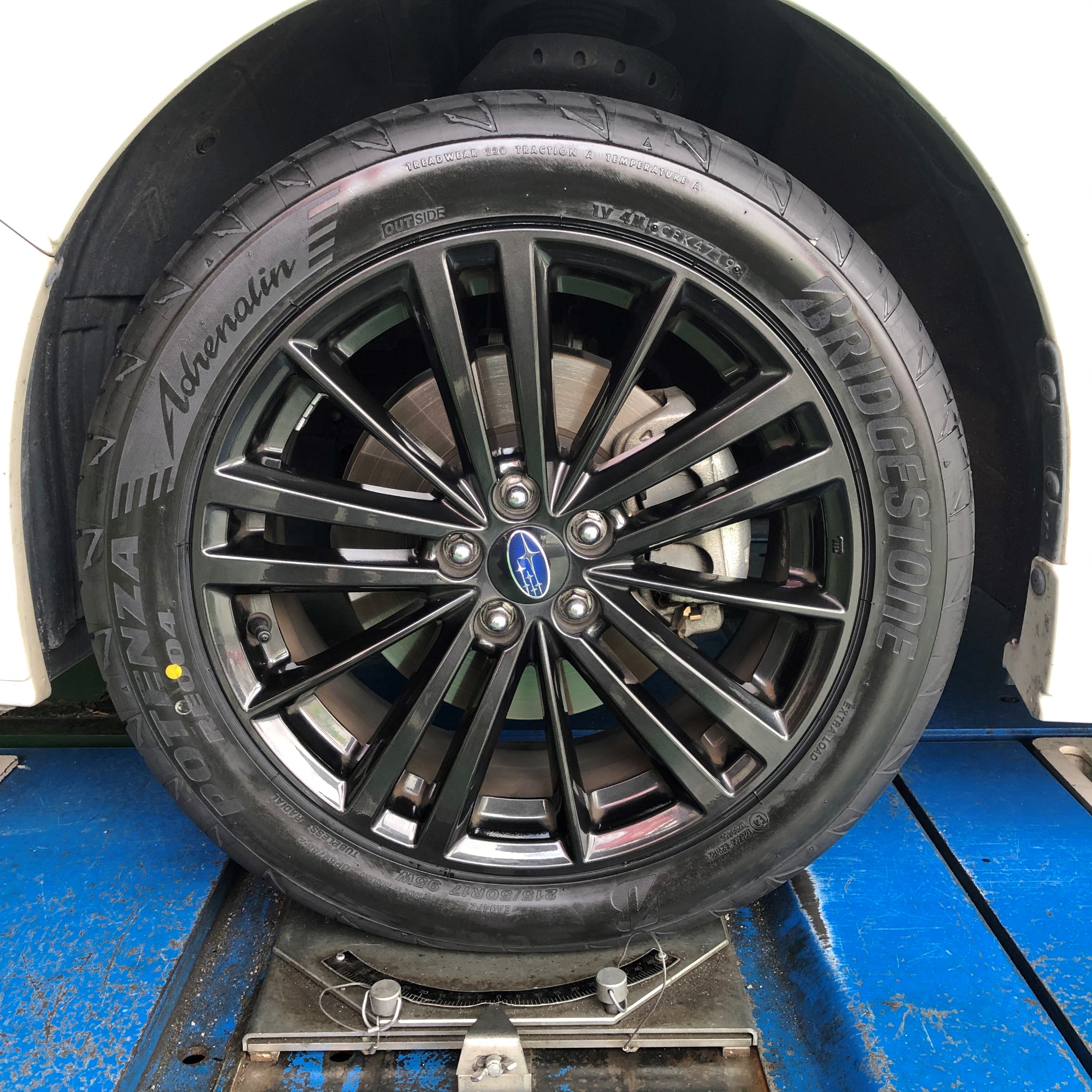 新商品「POTENZA Adrenalin RE004」を早速お取り付け♪ | 店舗おススメ情報 | タイヤ館 河内長野（大阪府）