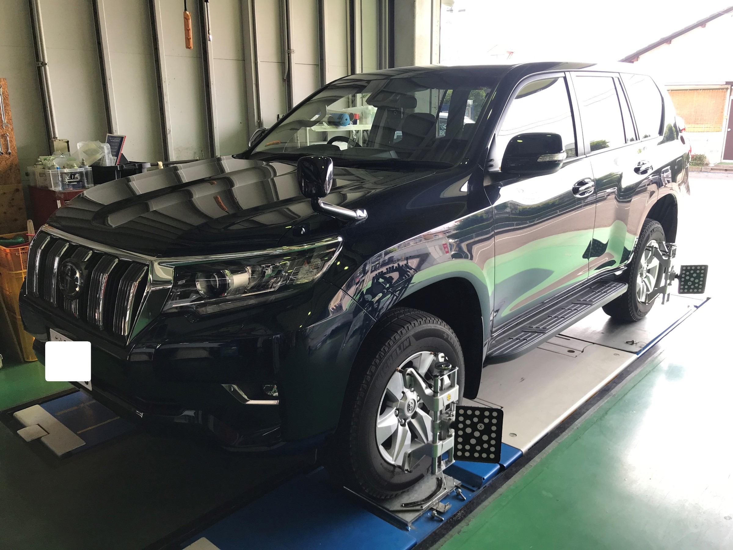 トヨタ ランドクルーザープラド（TRJ150型）アライメント調整 | 店舗おススメ情報 | タイヤ館 湯村（山梨県）