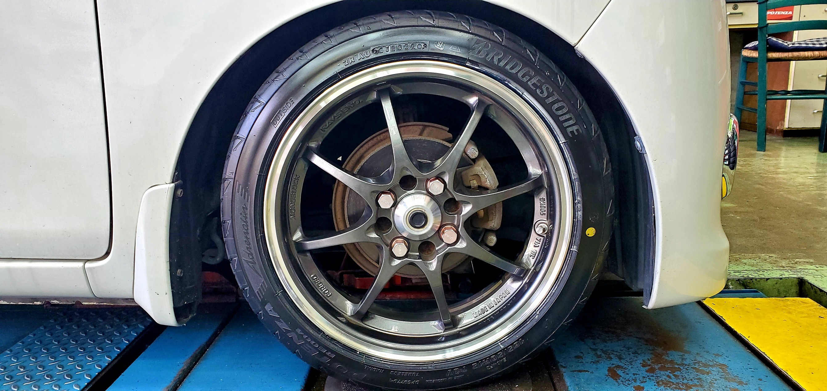 POTENZA アドレナリンRE004 | 店舗おススメ情報 | タイヤ館 小禄