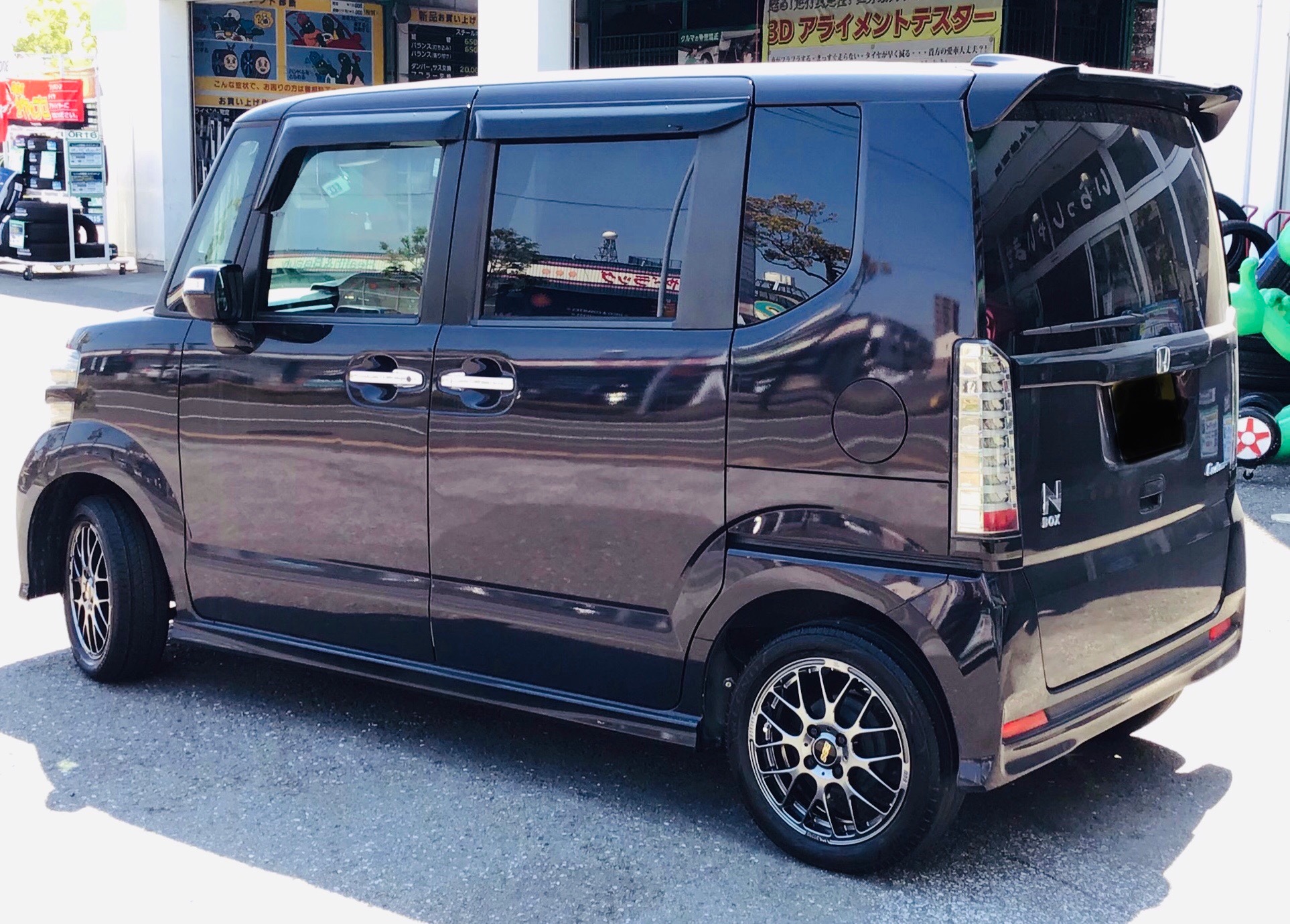 N-BOX ホイールチェンジ | 店舗おススメ情報 | タイヤ館 高知