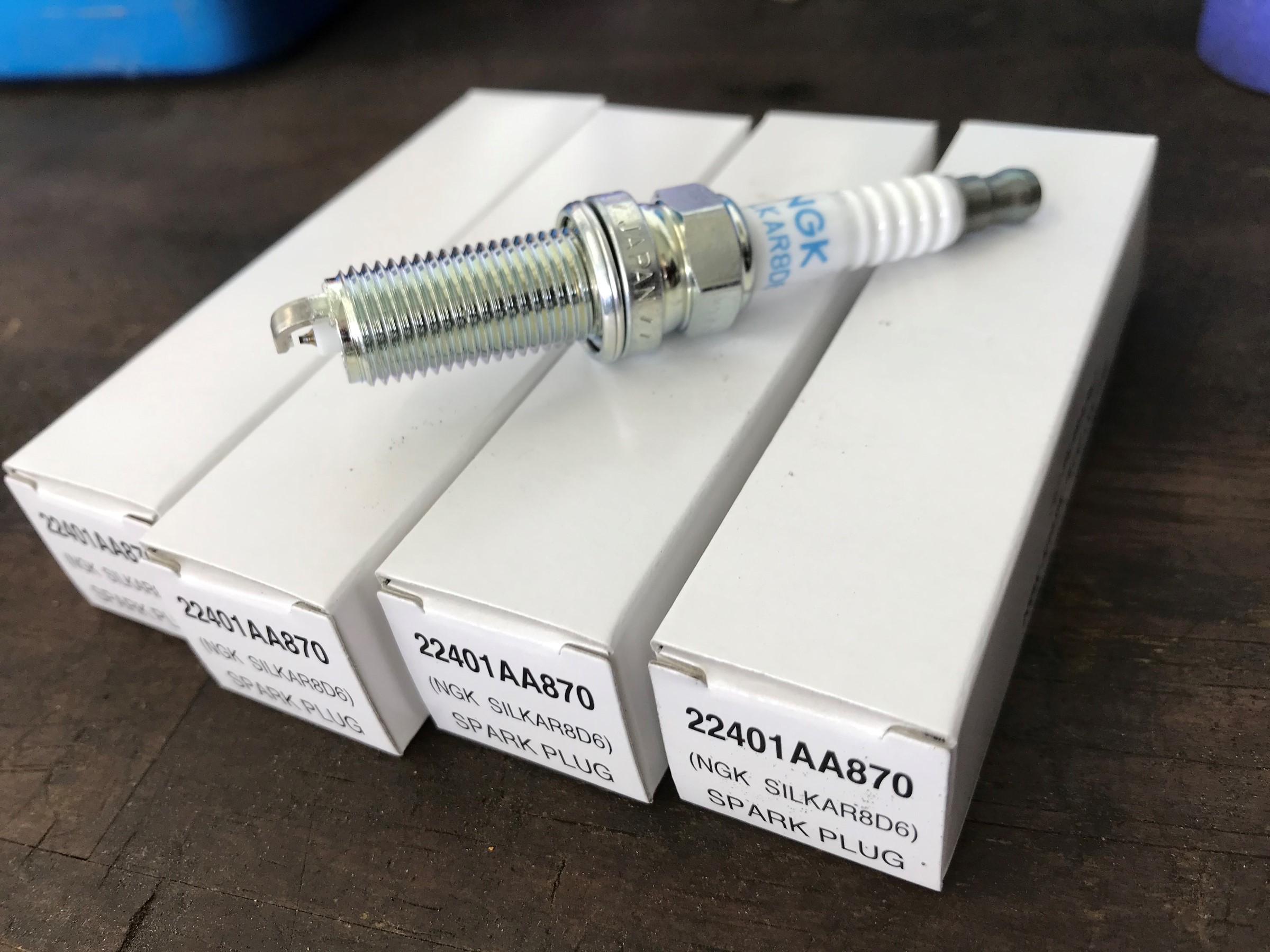 【スバル・レヴォーグ・VM4】スパークプラグ交換のご紹介です！ | 店舗おススメ情報 | タイヤ館 土浦北インター（茨城県）