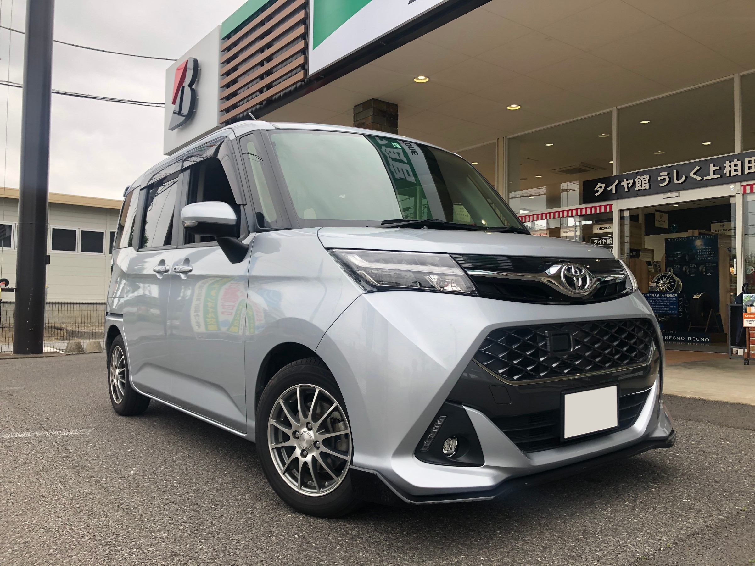 【トヨタ・タンク・M900A】ドライブレコーダー取付 | 店舗おススメ情報 | タイヤ館 うしく上柏田（茨城県）