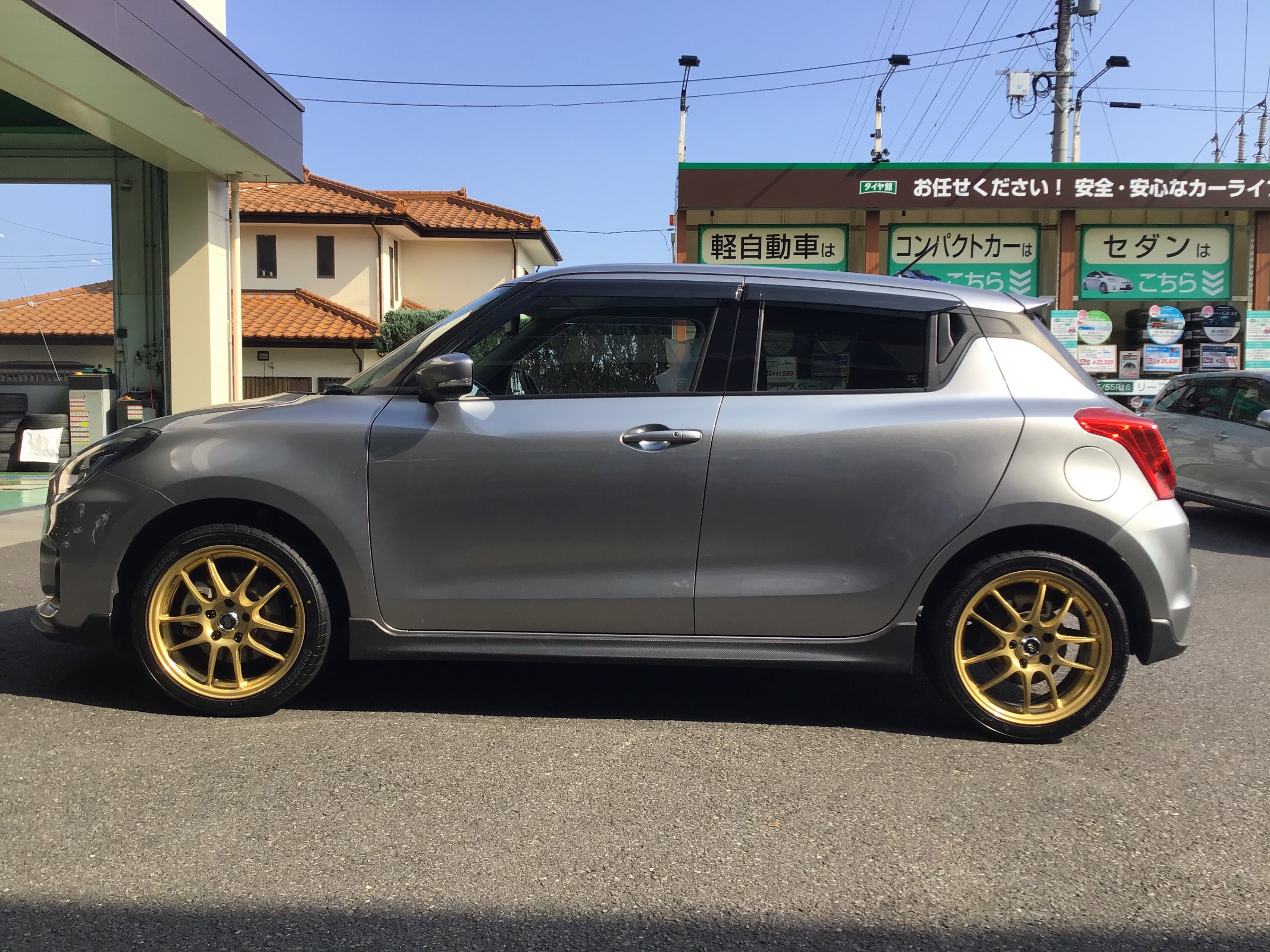 スズキ スイフトスポーツ(ZC33S) エンケイ PF01 取付け | スズキ スイフトスポーツ ホイール タイヤ・ホイール関連 > タイヤ・ホイール交換 | サービス事例 | タイヤ館 大船 ...